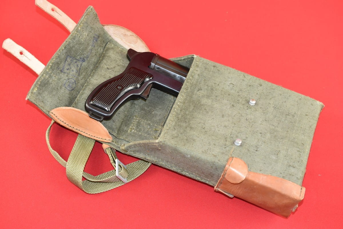 #3043 PISTOLET SYGNAŁOWY Wz.44, WP, 1976, kal.26 mm Polarms